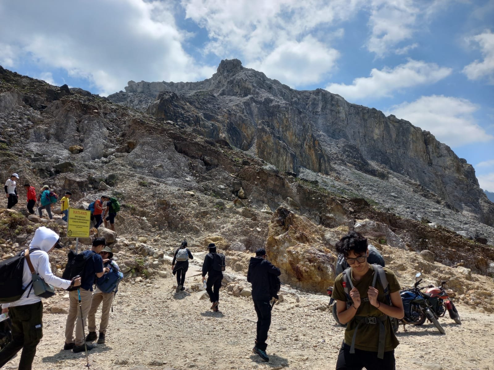Pendakian Gunung Papandayan – Landskap